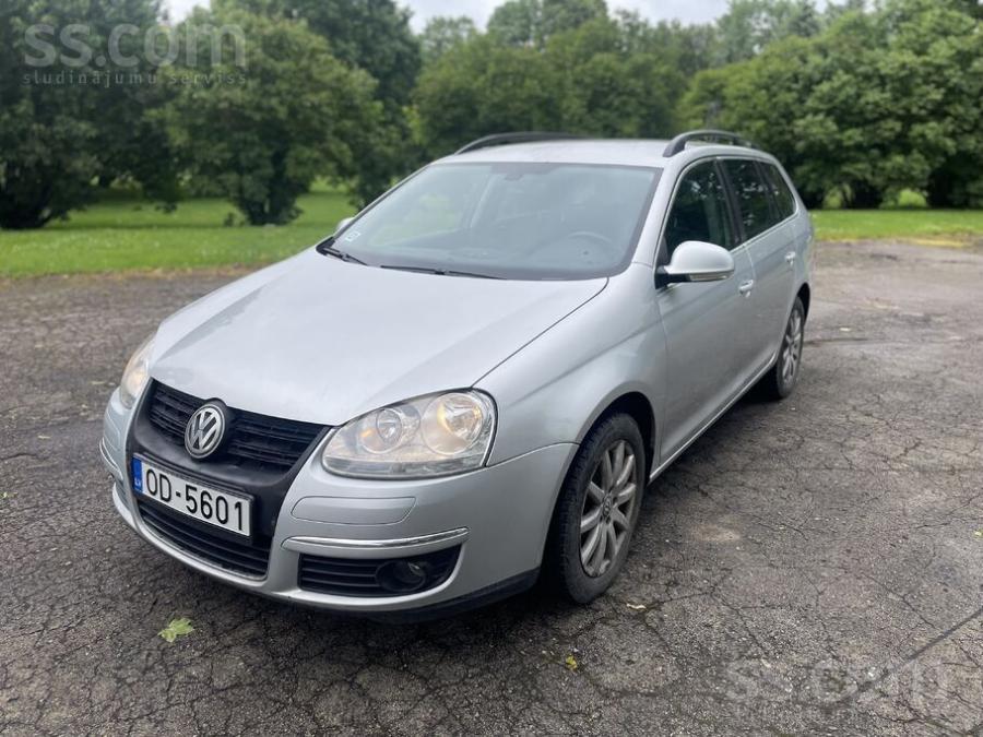 Volkswagen Golf 2009 in Bauska, with an engine capacity of 1.90 L and mileage of 380 thousand km for 900 €, photo 1 on AUTOMOTO.COM.LV