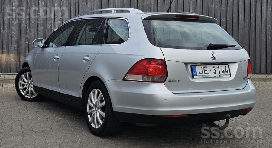 Volkswagen Golf 2009 in Jelgava, with an engine capacity of 1.90 L and mileage of 296 thousand km for 2550 €, photo 4 on AUTOMOTO.COM.LV