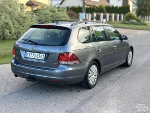 Volkswagen Golf 2009 in Vilnius, with an engine capacity of 1.60 L and mileage of 285 thousand km for 2500 €, photo 5 on AUTOMOTO.COM.LV
