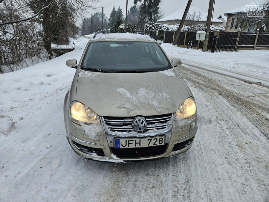 Volkswagen Golf 2009 in Prienai, with an engine capacity of 1.90 L and mileage of 400 thousand km for 1399 €, photo 2 on AUTOMOTO.COM.LV