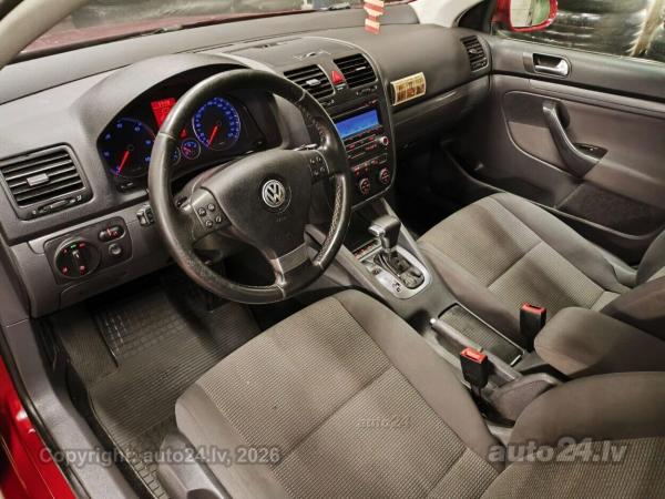 Volkswagen Golf 2009 in Tallinn, with an engine capacity of 1.90 L and mileage of 390 thousand km for 2500 €, photo 9 on AUTOMOTO.COM.LV
