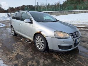 Volkswagen Golf 2009 Viļņa, ar dzinēja tilpumu 1.90 L un nobraukumu 209 tūkst. km par 550 €, foto 2 vietnē AUTOMOTO.COM.LV