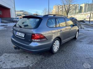 Volkswagen Golf 2009 Viļņa, ar dzinēja tilpumu 1.60 L un nobraukumu 308 tūkst. km par 2500 €, foto 5 vietnē AUTOMOTO.COM.LV