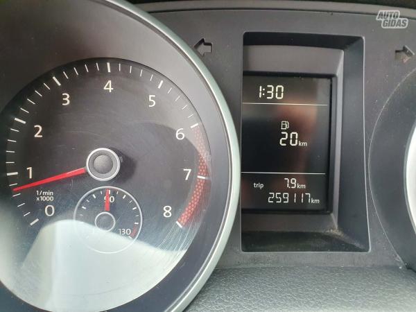 Volkswagen Golf 2009 in Kaunas, with an engine capacity of 1.40 L and mileage of 260 thousand km for 2600 €, photo 9 on AUTOMOTO.COM.LV