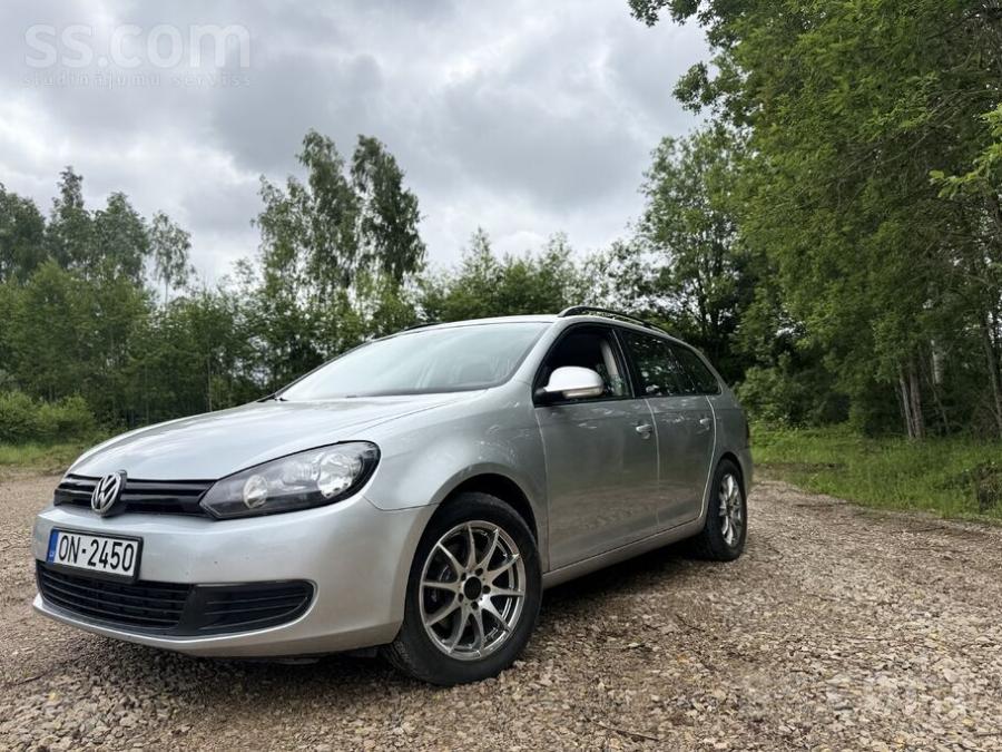 Volkswagen Golf 2009 Cēsis, ar dzinēja tilpumu 1.60 L un nobraukumu 393 tūkst. km par 1650 €, foto 1 vietnē AUTOMOTO.COM.LV