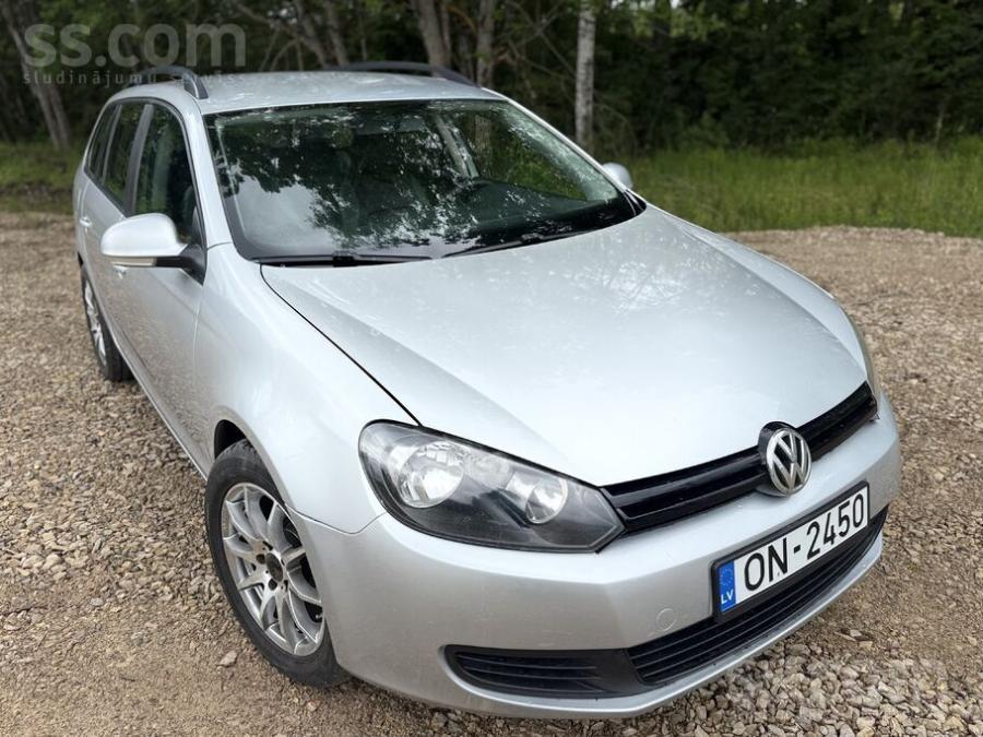 Volkswagen Golf 2009 Cēsis, ar dzinēja tilpumu 1.60 L un nobraukumu 393 tūkst. km par 1650 €, foto 3 vietnē AUTOMOTO.COM.LV