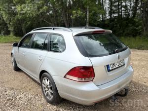 Volkswagen Golf 2009 Cēsis, ar dzinēja tilpumu 1.60 L un nobraukumu 393 tūkst. km par 1650 €, foto 5 vietnē AUTOMOTO.COM.LV
