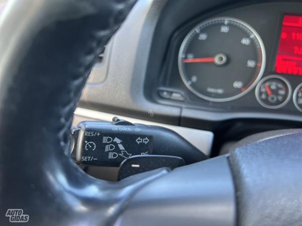 Volkswagen Golf 2009 Kauņa, ar dzinēja tilpumu 1.90 L un nobraukumu 392 tūkst. km par 1100 €, foto 3 vietnē AUTOMOTO.COM.LV
