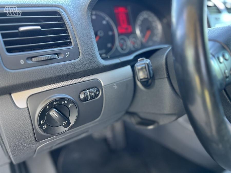 Volkswagen Golf 2009 Kauņa, ar dzinēja tilpumu 1.90 L un nobraukumu 392 tūkst. km par 1100 €, foto 9 vietnē AUTOMOTO.COM.LV