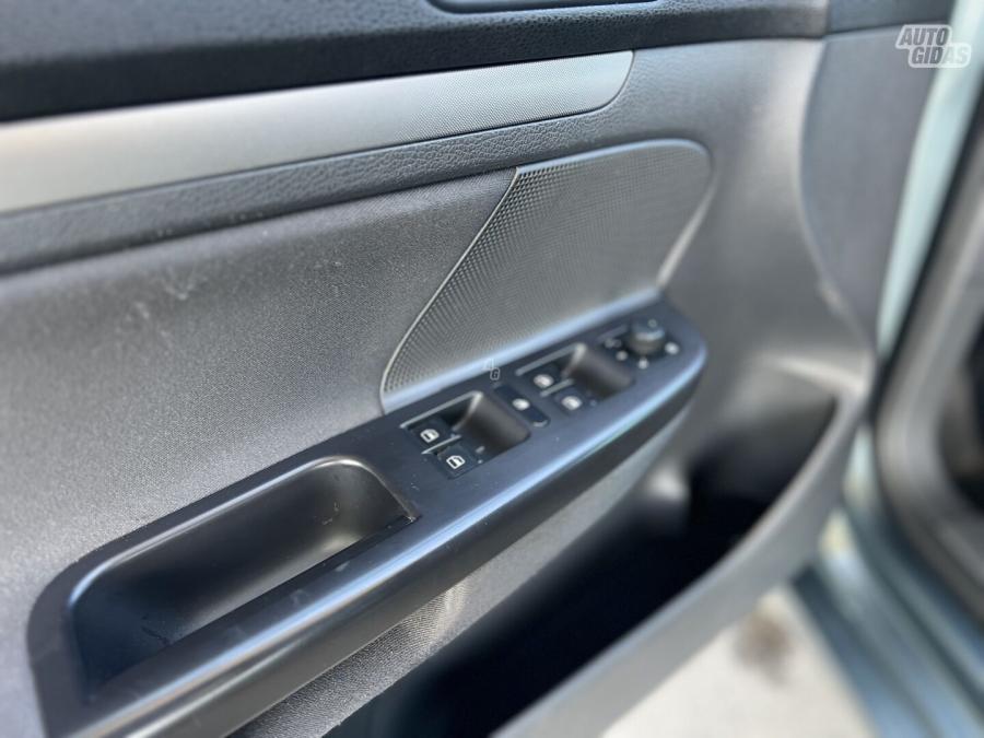 Volkswagen Golf 2009 Kauņa, ar dzinēja tilpumu 1.90 L un nobraukumu 392 tūkst. km par 1100 €, foto 10 vietnē AUTOMOTO.COM.LV