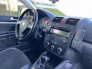 Volkswagen Golf 2009 Kauņa, ar dzinēja tilpumu 1.90 L un nobraukumu 392 tūkst. km par 1100 €, foto 13 vietnē AUTOMOTO.COM.LV