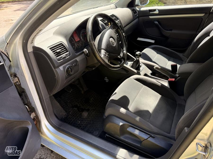 Volkswagen Golf 2009 Panevēža, ar dzinēja tilpumu 2.00 L un nobraukumu 443 tūkst. km par 1400 €, foto 14 vietnē AUTOMOTO.COM.LV