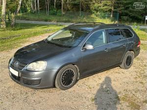 Volkswagen Golf 2009 in Vilnius, with an engine capacity of 1.90 L and mileage of 392 thousand km for 890 €, photo 3 on AUTOMOTO.COM.LV