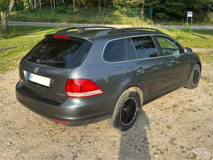 Volkswagen Golf 2009 in Vilnius, with an engine capacity of 1.90 L and mileage of 392 thousand km for 890 €, photo 5 on AUTOMOTO.COM.LV
