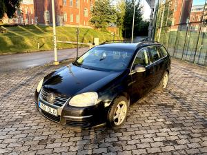 Volkswagen Golf 2009 in Tallinn, with an engine capacity of 1.90 L and mileage of 415 thousand km for 1999 €, photo  on AUTOMOTO.COM.LV