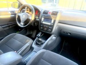 Volkswagen Golf 2009 in Tallinn, with an engine capacity of 1.90 L and mileage of 415 thousand km for 1999 €, photo 24 on AUTOMOTO.COM.LV