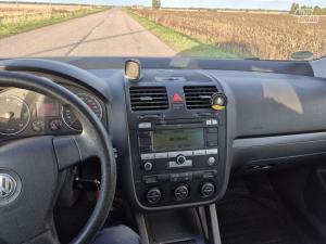 Volkswagen Golf 2009 Ukmergė, ar dzinēja tilpumu 1.90 L un nobraukumu 284 tūkst. km par 600 €, foto 7 vietnē AUTOMOTO.COM.LV