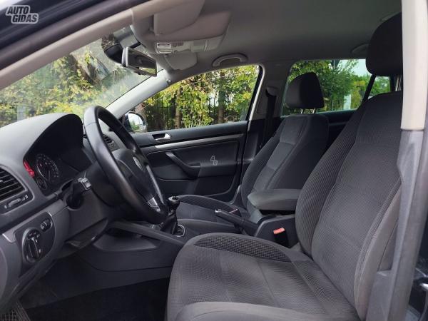 Volkswagen Golf 2009 in Anyksciai, with an engine capacity of 1.90 L and mileage of 275 thousand km for 2100 €, photo 8 on AUTOMOTO.COM.LV