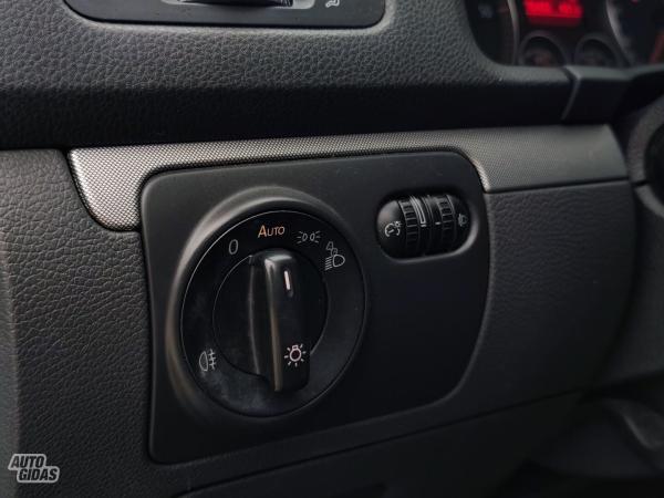 Volkswagen Golf 2009 in Anyksciai, with an engine capacity of 1.90 L and mileage of 275 thousand km for 2100 €, photo 10 on AUTOMOTO.COM.LV