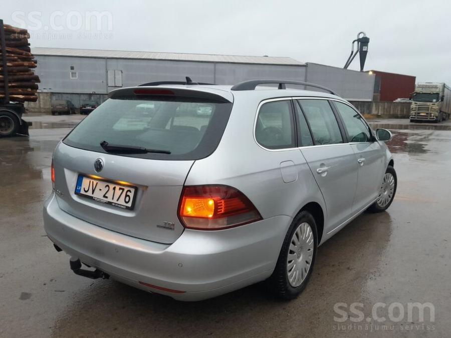 Volkswagen Golf 2010 Saldus, ar dzinēja tilpumu 1.60 L un nobraukumu 402 tūkst. km par 2650 €, foto 6 vietnē AUTOMOTO.COM.LV