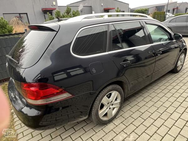 Volkswagen Golf 2010 in Kaunas, with an engine capacity of 1.60 L and mileage of 385 thousand km for 1700 €, photo 4 on AUTOMOTO.COM.LV