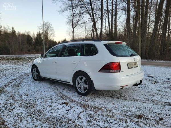 Volkswagen Golf 2010 Jurbarkas, ar dzinēja tilpumu 1.60 L un nobraukumu 230 tūkst. km par 2500 €, foto 4 vietnē AUTOMOTO.COM.LV
