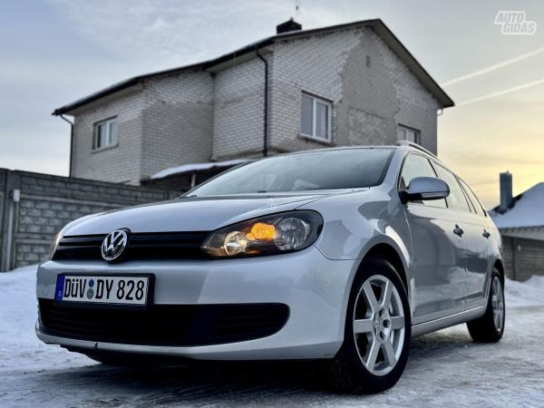 Volkswagen Golf 2010 in Kaunas, with an engine capacity of 1.60 L and mileage of 227 thousand km for 3950 €, photo 1 on AUTOMOTO.COM.LV