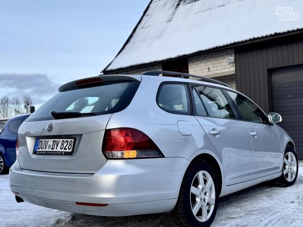 Volkswagen Golf 2010 in Kaunas, with an engine capacity of 1.60 L and mileage of 227 thousand km for 3950 €, photo 5 on AUTOMOTO.COM.LV