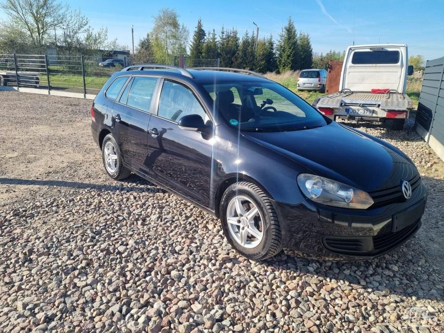 Volkswagen Golf 2010 Marijampole, ar dzinēja tilpumu 1.60 L un nobraukumu 326 tūkst. km par 2350 €, foto 8 vietnē AUTOMOTO.COM.LV