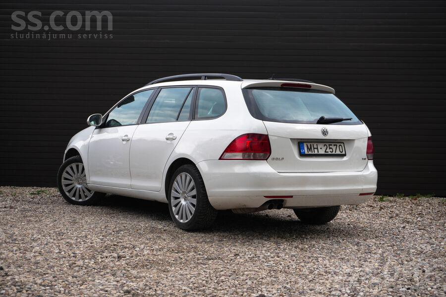 Volkswagen Golf 2010 Rīga, ar dzinēja tilpumu 1.40 L un nobraukumu 300 tūkst. km par 3690 €, foto 5 vietnē AUTOMOTO.COM.LV