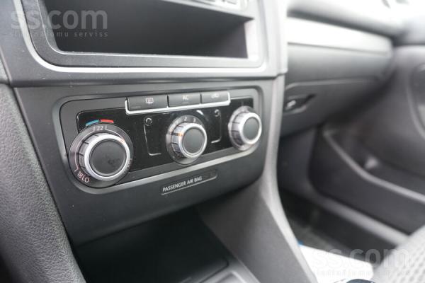 Volkswagen Golf 2010 Rīga, ar dzinēja tilpumu 1.40 L un nobraukumu 300 tūkst. km par 3690 €, foto 7 vietnē AUTOMOTO.COM.LV