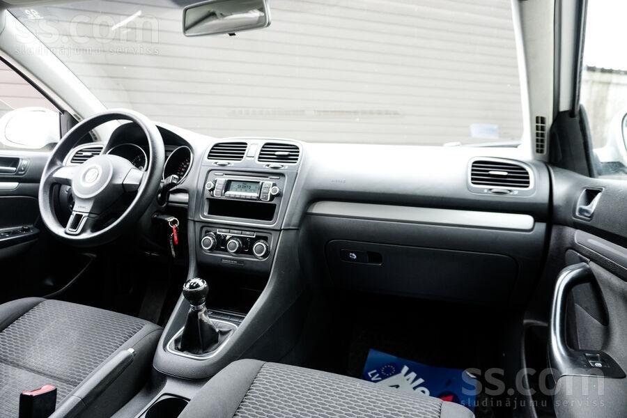 Volkswagen Golf 2010 Rīga, ar dzinēja tilpumu 1.40 L un nobraukumu 300 tūkst. km par 3690 €, foto 14 vietnē AUTOMOTO.COM.LV
