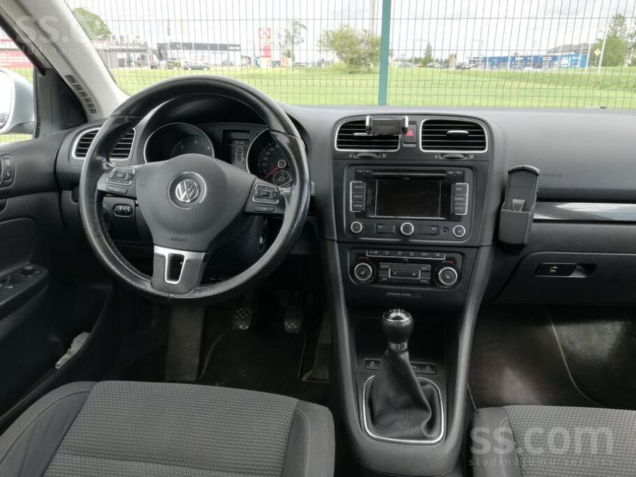 Volkswagen Golf 2010 Saldus, ar dzinēja tilpumu 1.60 L un nobraukumu 414 tūkst. km par 2490 €, foto 8 vietnē AUTOMOTO.COM.LV
