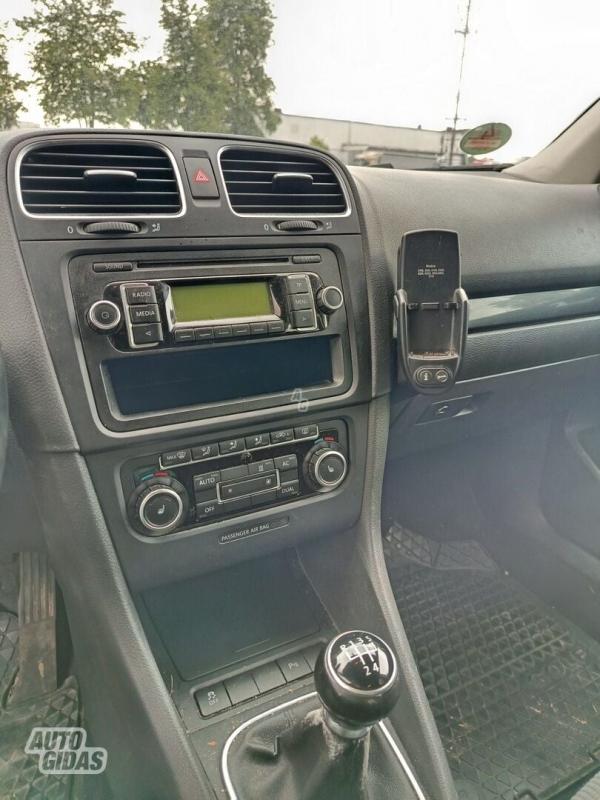 Volkswagen Golf 2010 in Marijampole, with an engine capacity of 1.90 L and mileage of 203 thousand km for 2998 €, photo 9 on AUTOMOTO.COM.LV