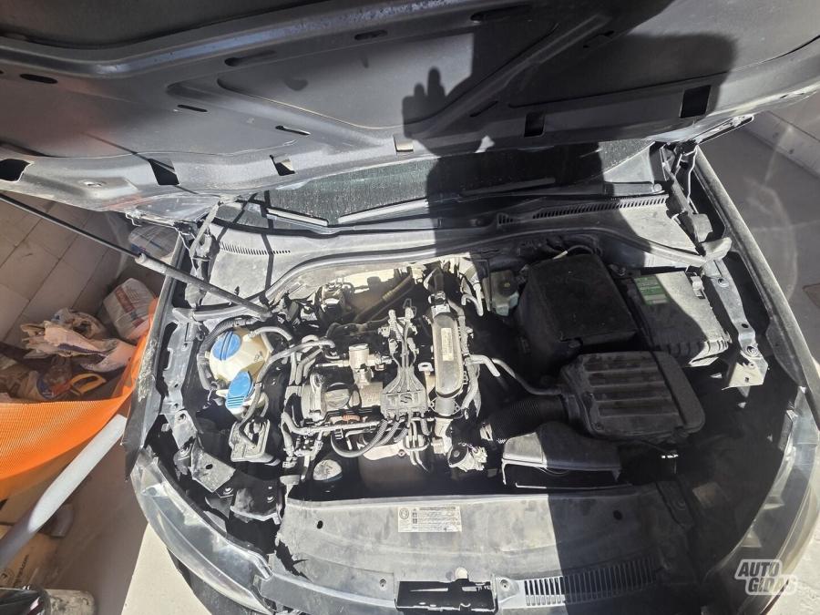 Volkswagen Golf 2010 Viļņa, ar dzinēja tilpumu 1.40 L un nobraukumu 286 tūkst. km par 750 €, foto 4 vietnē AUTOMOTO.COM.LV