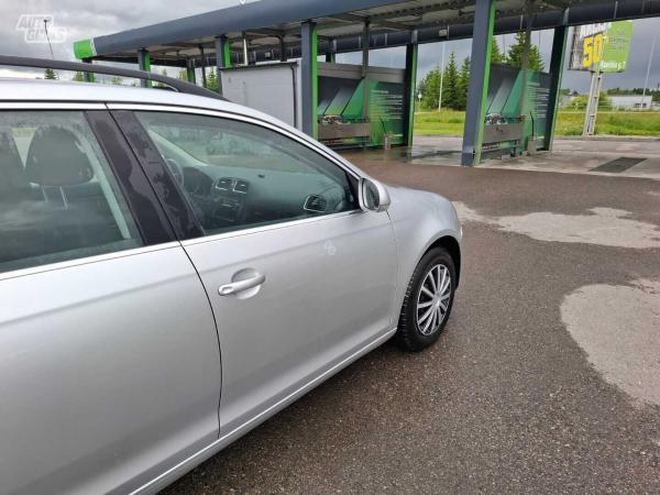 Volkswagen Golf 2010 Utena, ar dzinēja tilpumu 1.40 L un nobraukumu 214 tūkst. km par 2950 €, foto 7 vietnē AUTOMOTO.COM.LV