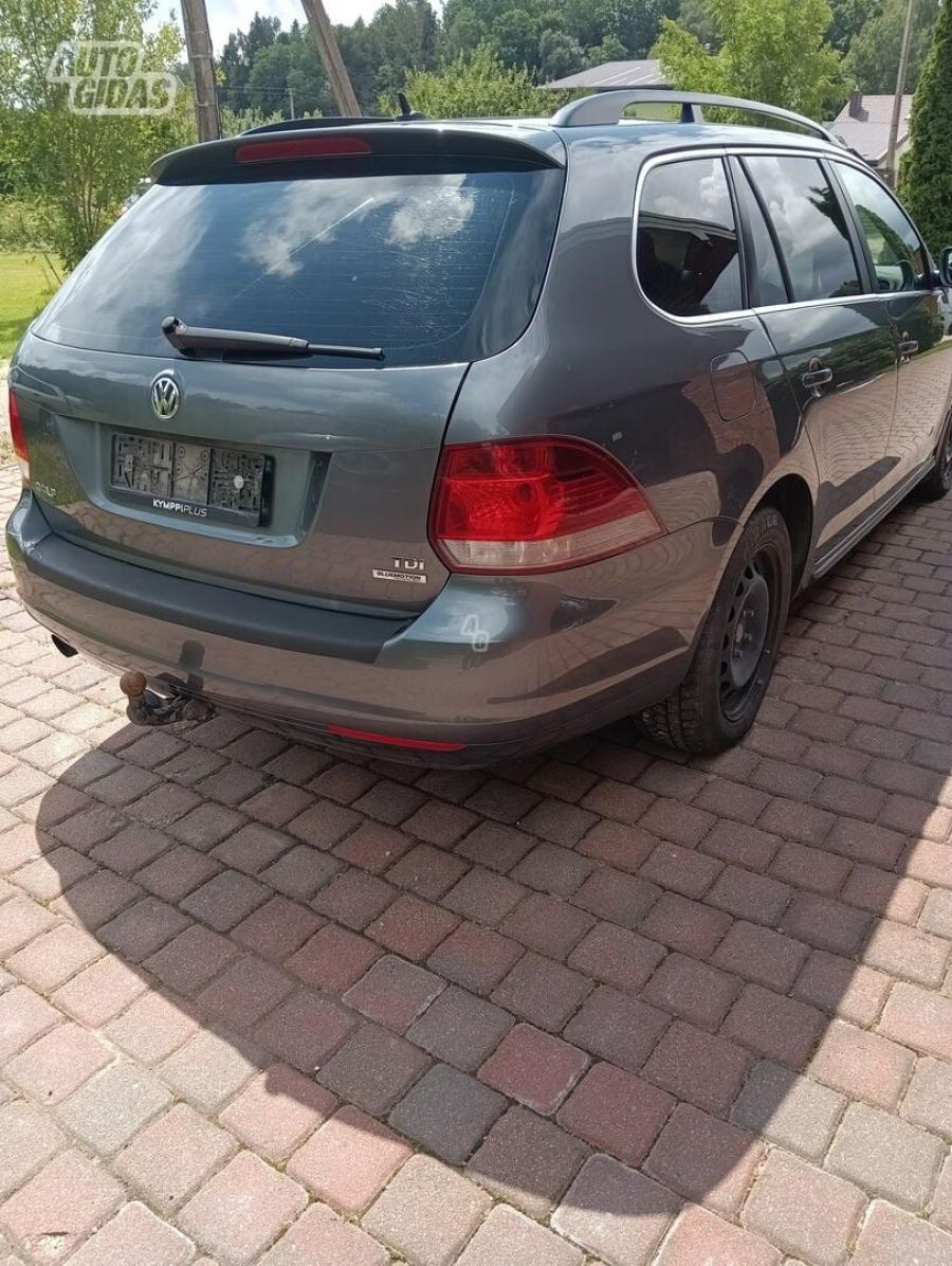 Volkswagen Golf 2010 in Kaunas, with an engine capacity of 1.60 L and mileage of 289 thousand km for 2850 €, photo 7 on AUTOMOTO.COM.LV