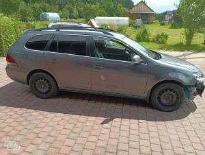 Volkswagen Golf 2010 in Kaunas, with an engine capacity of 1.60 L and mileage of 289 thousand km for 2850 €, photo 8 on AUTOMOTO.COM.LV