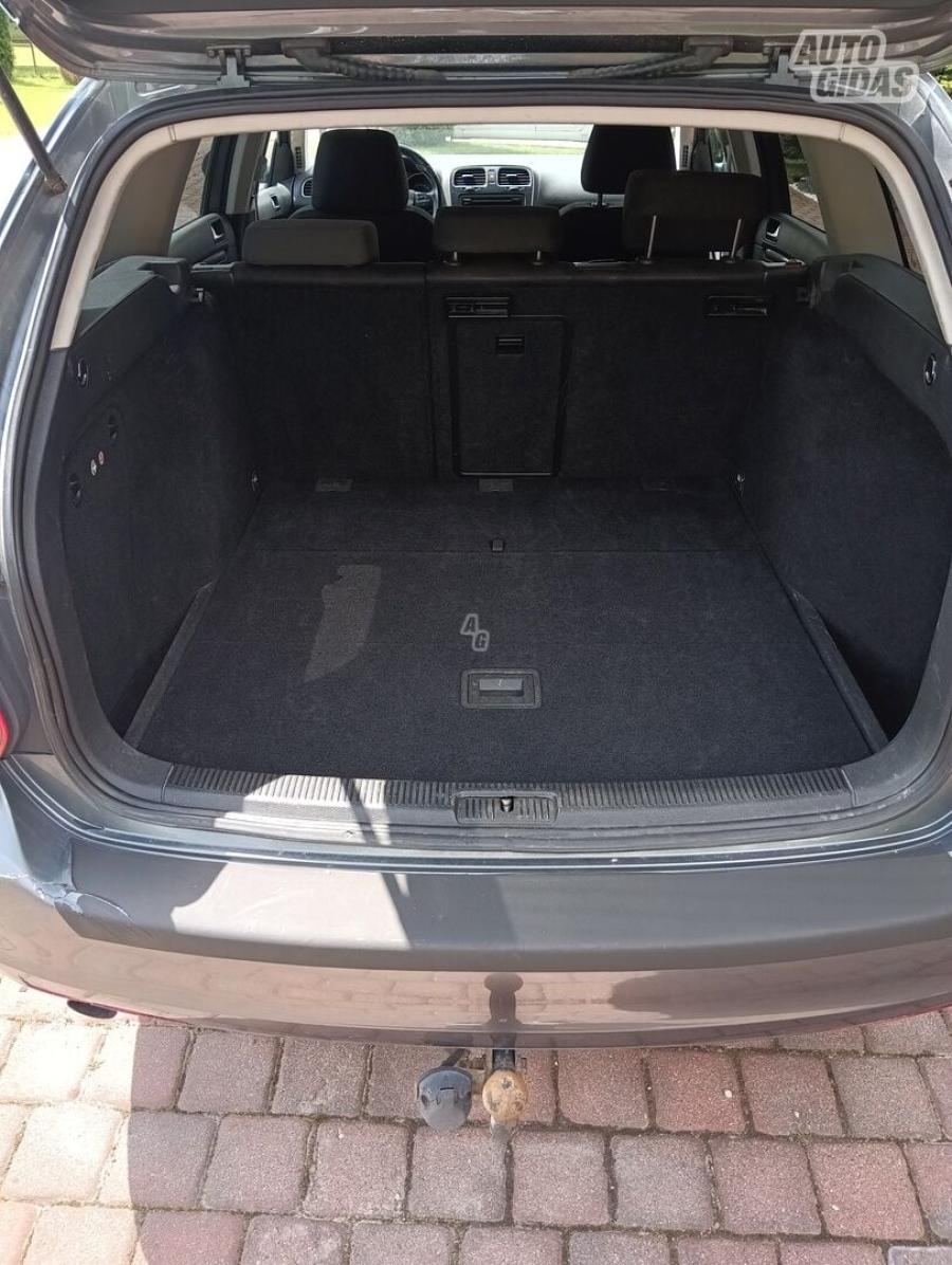 Volkswagen Golf 2010 in Kaunas, with an engine capacity of 1.60 L and mileage of 289 thousand km for 2850 €, photo 9 on AUTOMOTO.COM.LV