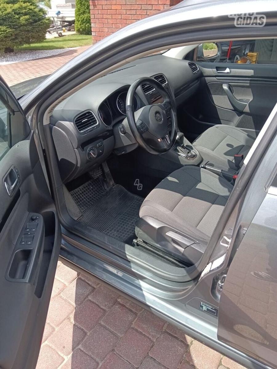 Volkswagen Golf 2010 in Kaunas, with an engine capacity of 1.60 L and mileage of 289 thousand km for 2850 €, photo 13 on AUTOMOTO.COM.LV