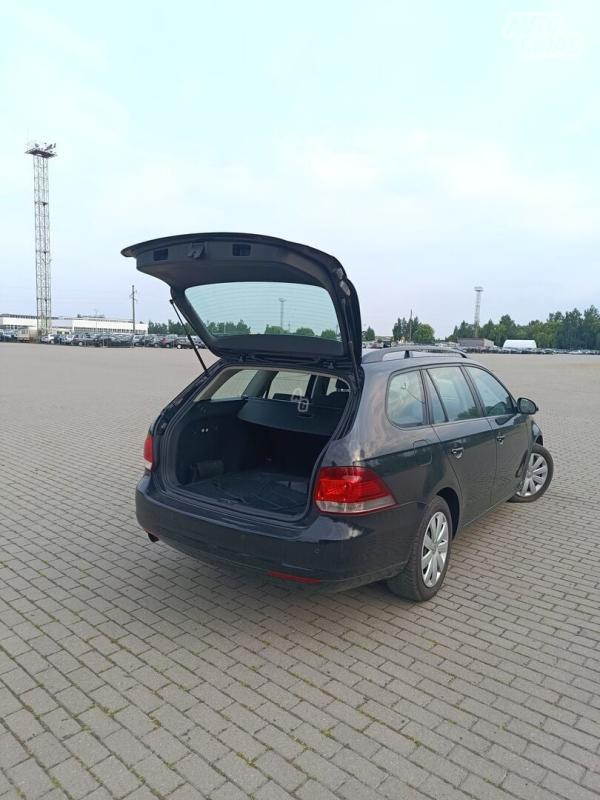 Volkswagen Golf 2010 Marijampole, ar dzinēja tilpumu 1.60 L un nobraukumu 297 tūkst. km par 2799 €, foto 4 vietnē AUTOMOTO.COM.LV