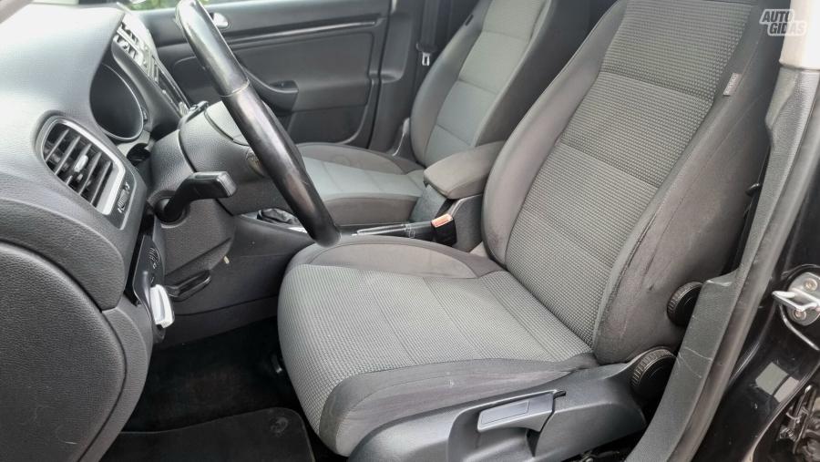 Volkswagen Golf 2010 Jonava, ar dzinēja tilpumu 1.60 L un nobraukumu 282 tūkst. km par 1499 €, foto 25 vietnē AUTOMOTO.COM.LV