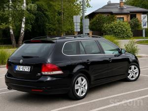 Volkswagen Golf 2010 Rīga, ar dzinēja tilpumu 2.00 L un nobraukumu 327 tūkst. km par 2750 €, foto 5 vietnē AUTOMOTO.COM.LV