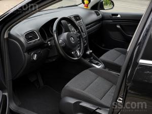 Volkswagen Golf 2010 Rīga, ar dzinēja tilpumu 2.00 L un nobraukumu 327 tūkst. km par 2750 €, foto 6 vietnē AUTOMOTO.COM.LV