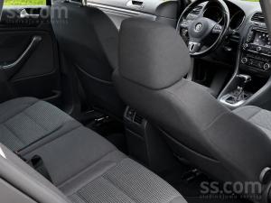 Volkswagen Golf 2010 Rīga, ar dzinēja tilpumu 2.00 L un nobraukumu 327 tūkst. km par 2750 €, foto 8 vietnē AUTOMOTO.COM.LV