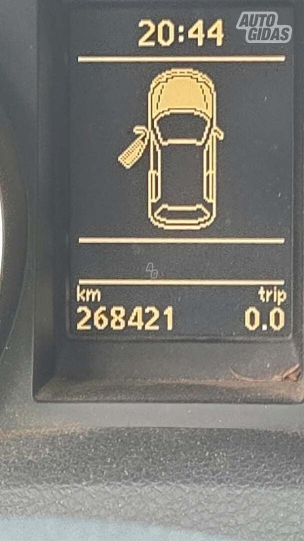 Volkswagen Golf 2010 Šakiai, ar dzinēja tilpumu 1.40 L un nobraukumu 269 tūkst. km par 1100 €, foto 6 vietnē AUTOMOTO.COM.LV