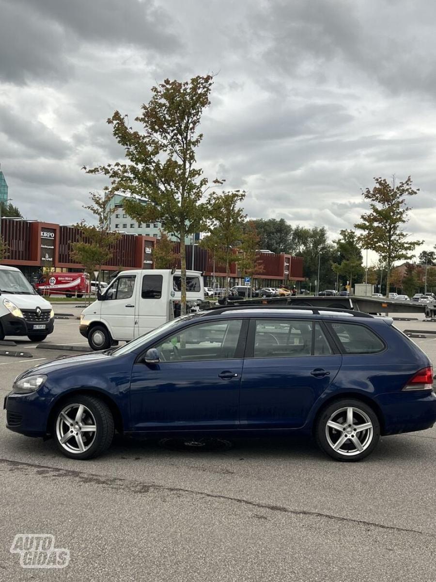 Volkswagen Golf 2010 Klaipėda, ar dzinēja tilpumu 1.60 L un nobraukumu 400 tūkst. km par 1950 €, foto 4 vietnē AUTOMOTO.COM.LV