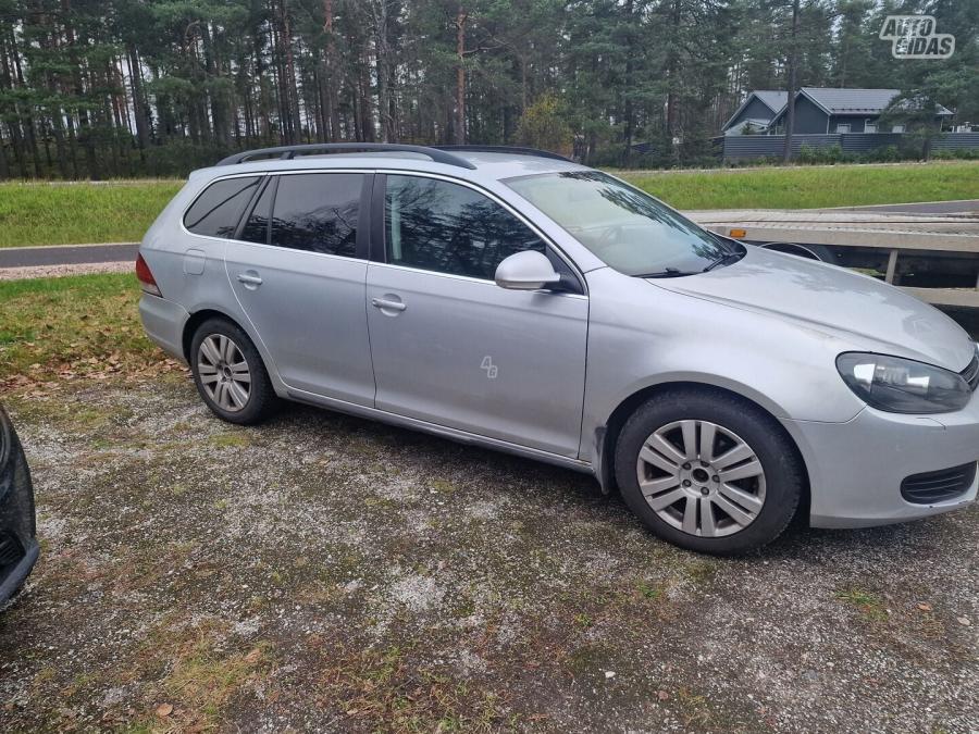 Volkswagen Golf 2010 Kelmė, ar dzinēja tilpumu 1.60 L un nobraukumu 350 tūkst. km par 1600 €, foto 4 vietnē AUTOMOTO.COM.LV