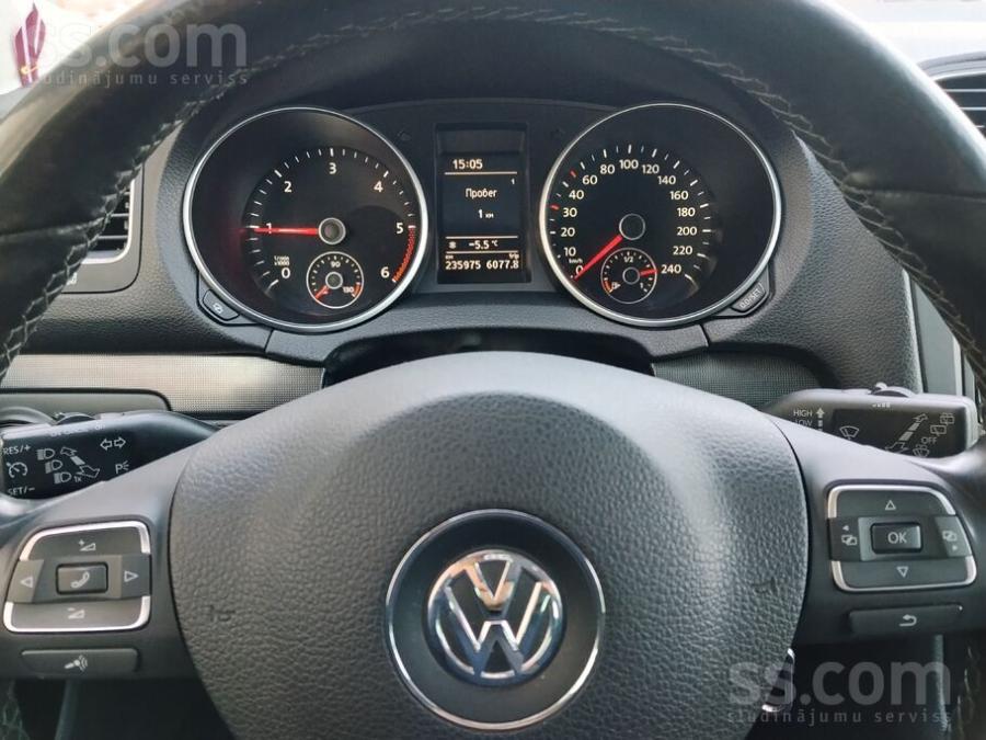 Volkswagen Golf 2011 in Daugavpils, with an engine capacity of 2.00 L and mileage of 236 thousand km for 5250 €, photo 9 on AUTOMOTO.COM.LV