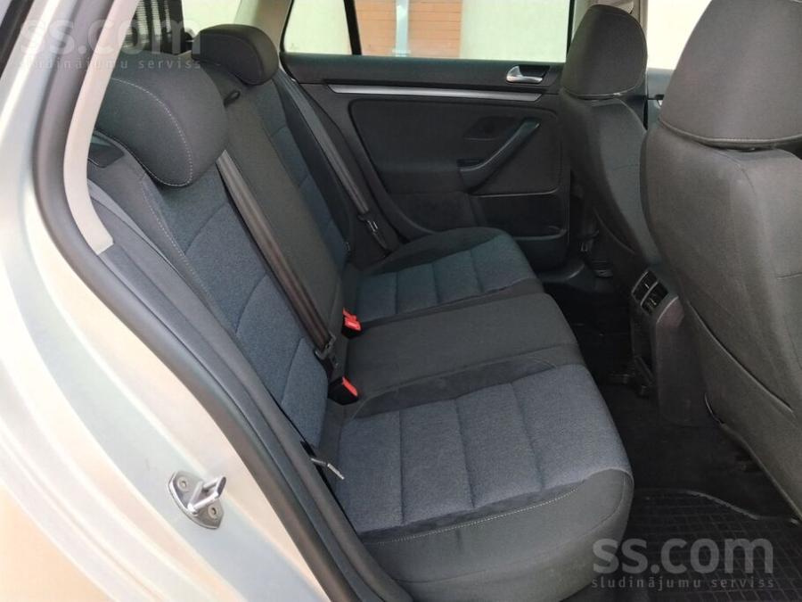 Volkswagen Golf 2011 in Daugavpils, with an engine capacity of 2.00 L and mileage of 236 thousand km for 5250 €, photo 16 on AUTOMOTO.COM.LV